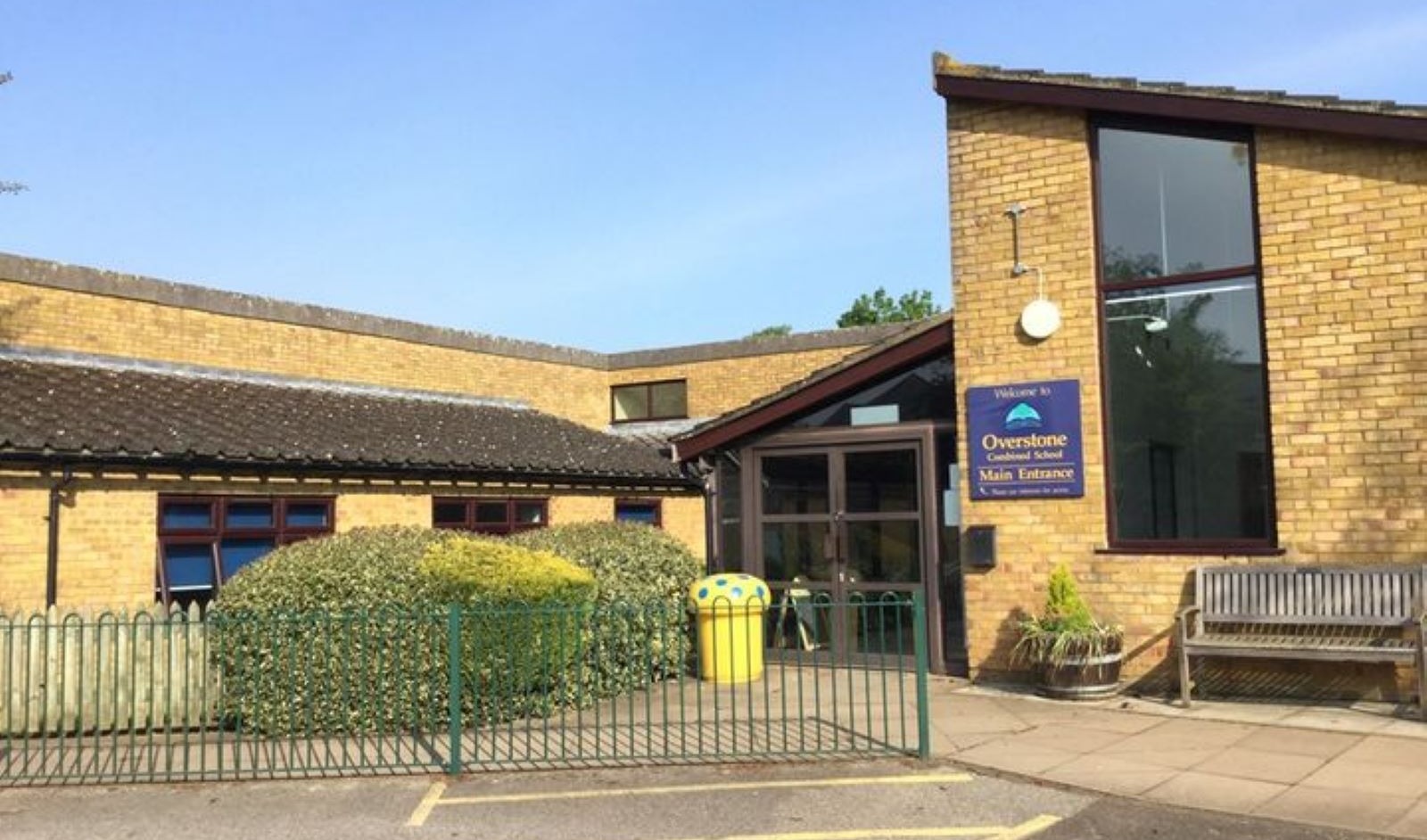 Teaching Assistant at Overstone Combined School, Wing, Bedfordshire ...