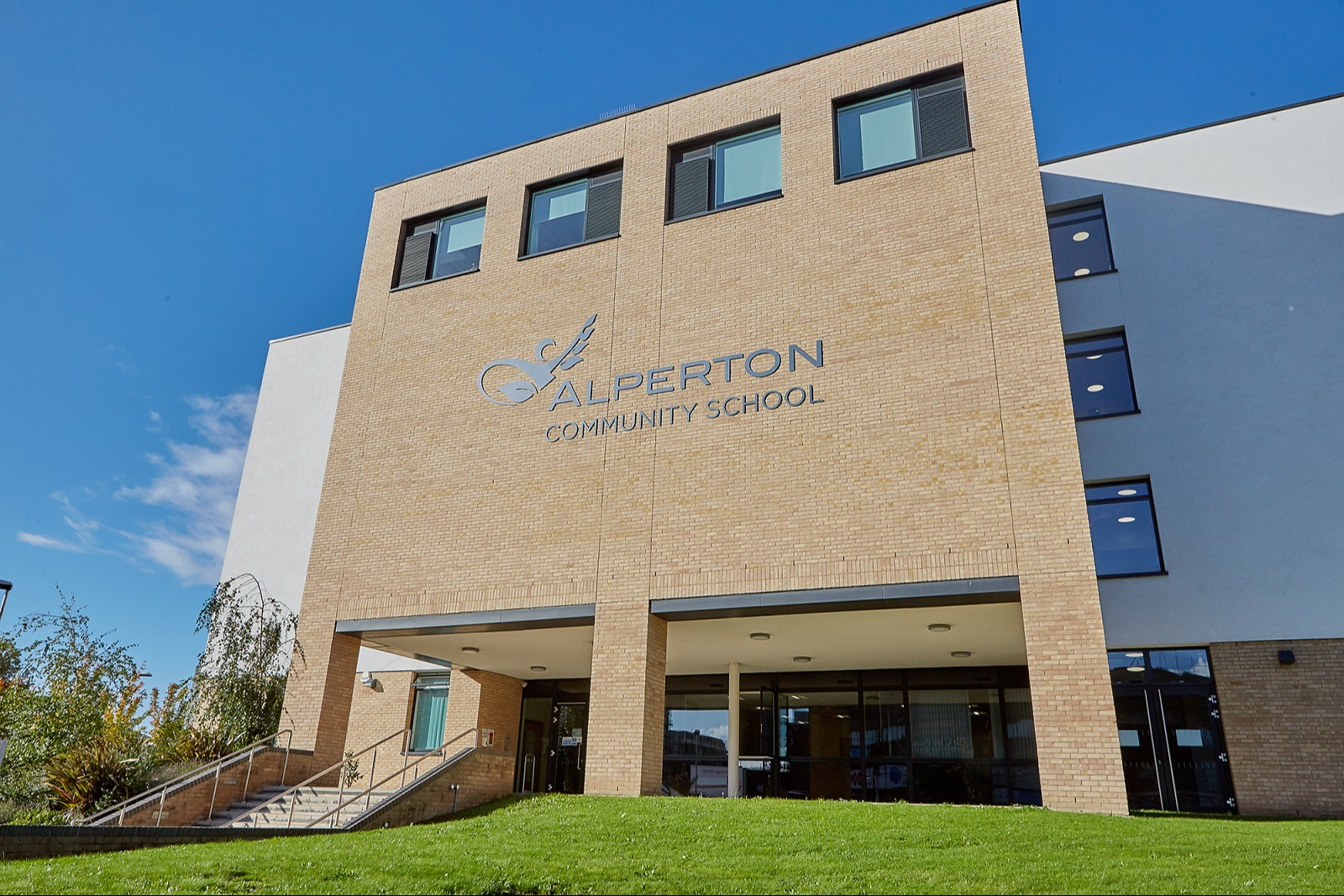 Alperton Community School, Wembley, Middlesex | Teaching Jobs ...
