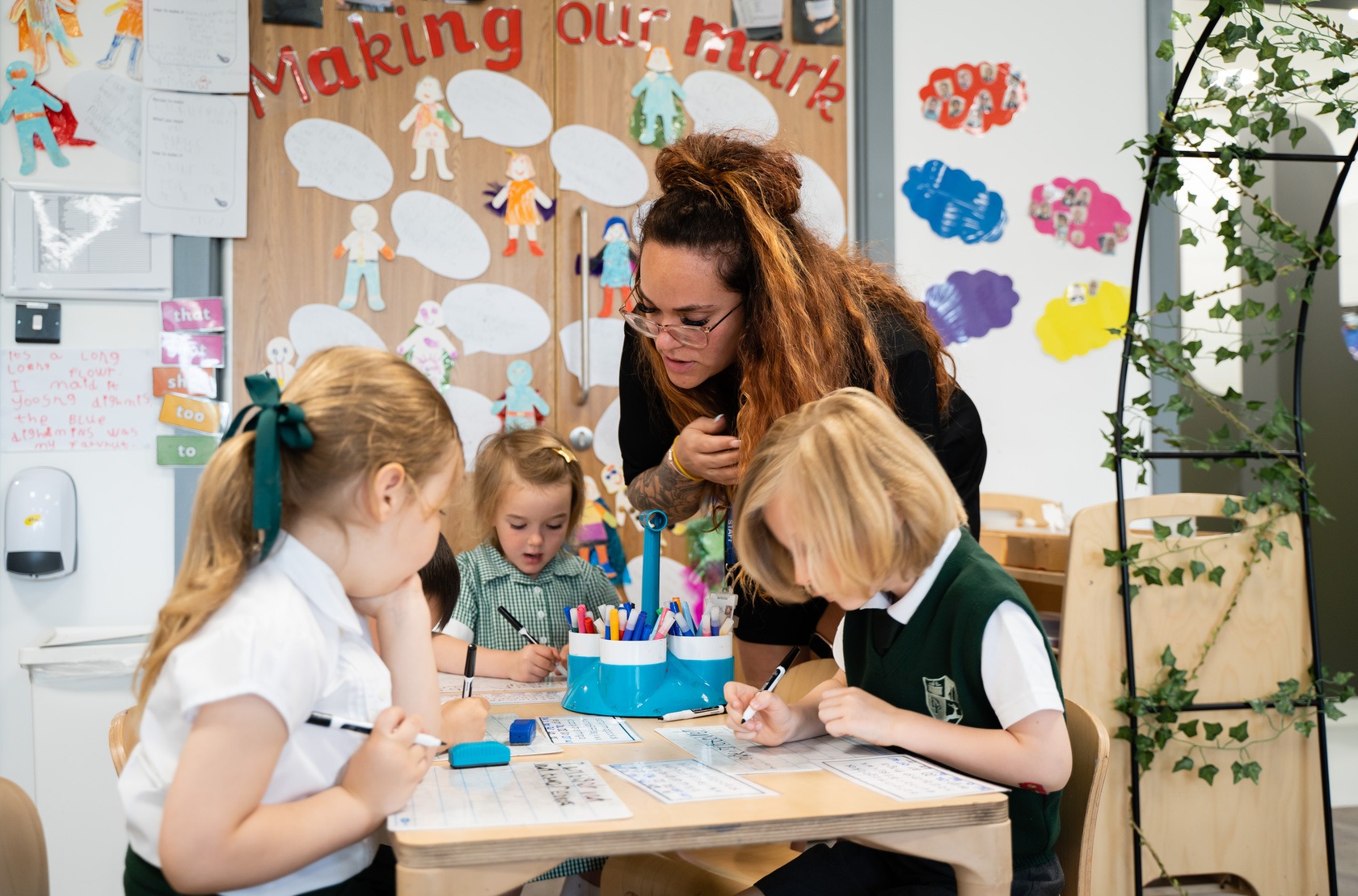 Learning Support Assistant at Deer Park School, Twickenham, Surrey ...